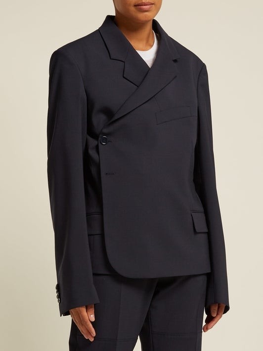 令人神魂顛倒的和式西裝褸，英倫紳士革新下的絕地反擊 | Fashion - DIVA | etnet 經濟通|香港新聞財經資訊和生活平台