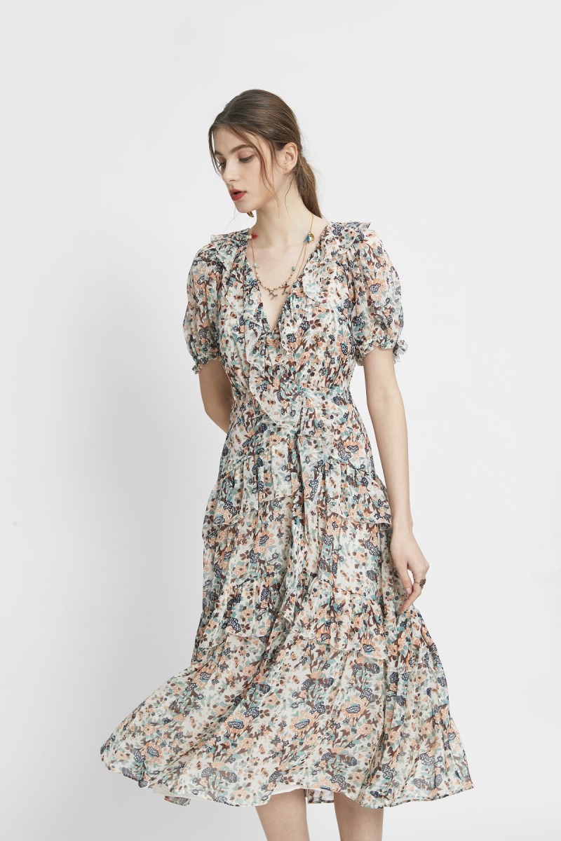 情迷波希米亞風：以美國小眾品牌Ulla Johnson，優雅地展現冒險精神！ | Fashion - DIVA | etnet 經濟通|香港新聞財經資訊和生活平台